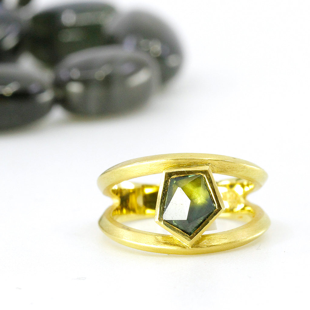 Ali Dumont Sapphire Ring 18k Gold – The Kalled Gallery